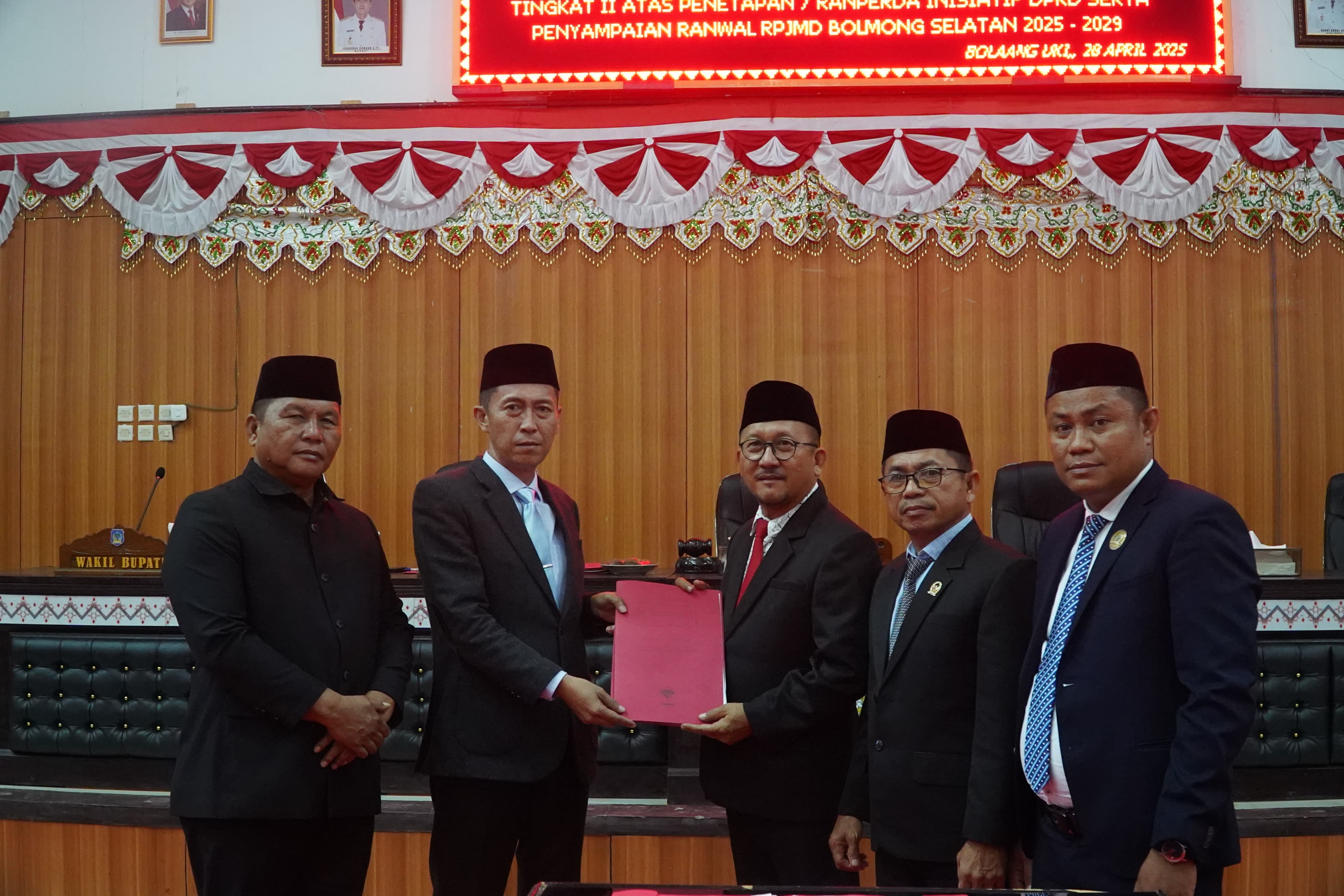 DPRD Bolsel Setujui LKPJ Kepala Daerah Tahun 2024, Bupati Iskandar ...